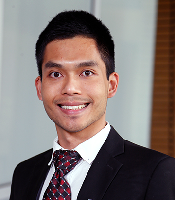 Should you donate time or money? | John Glenn